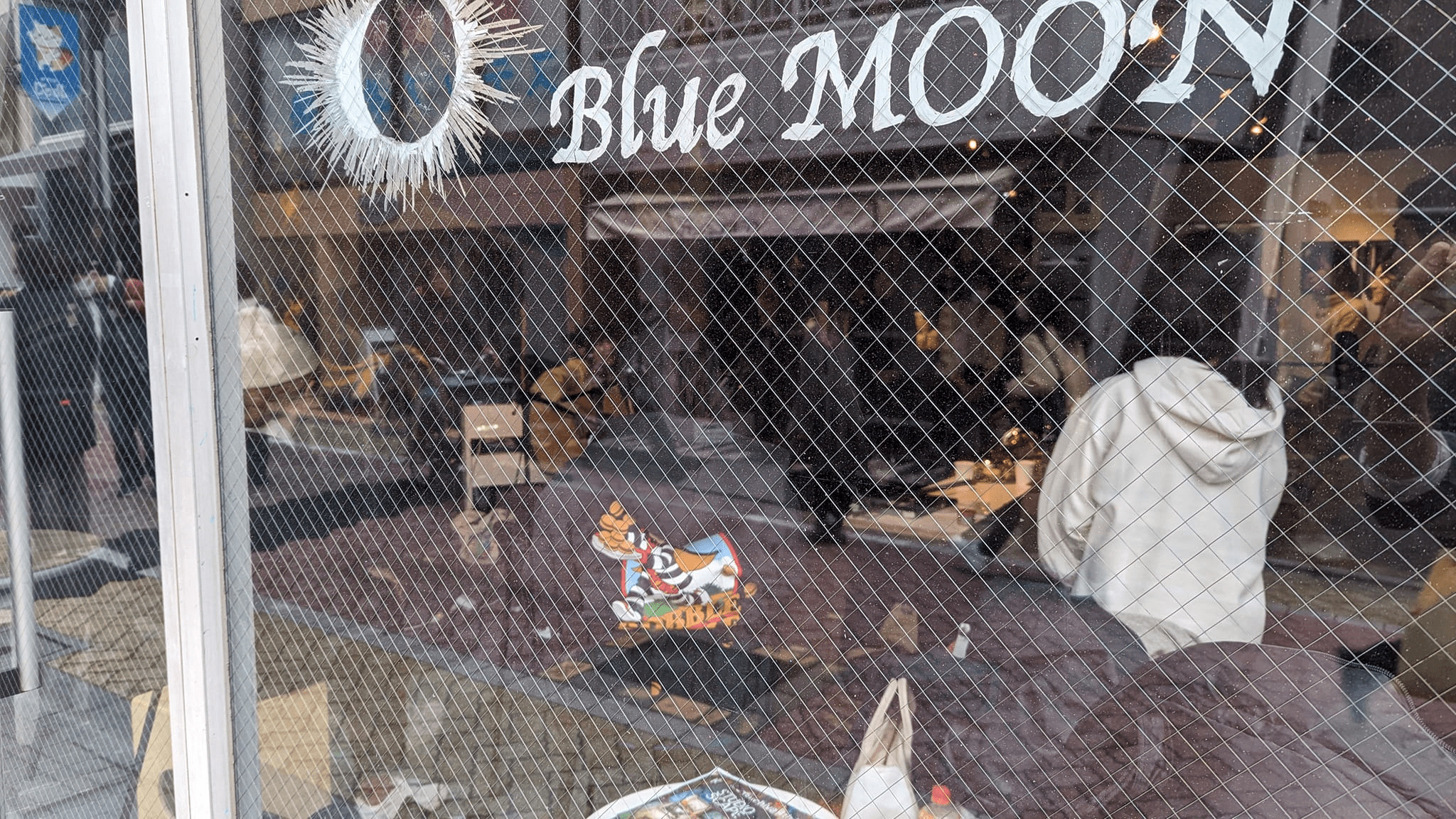 ジャズセッション体験記4『Cafe&Bar Blue MOON』 | koba-bass.com